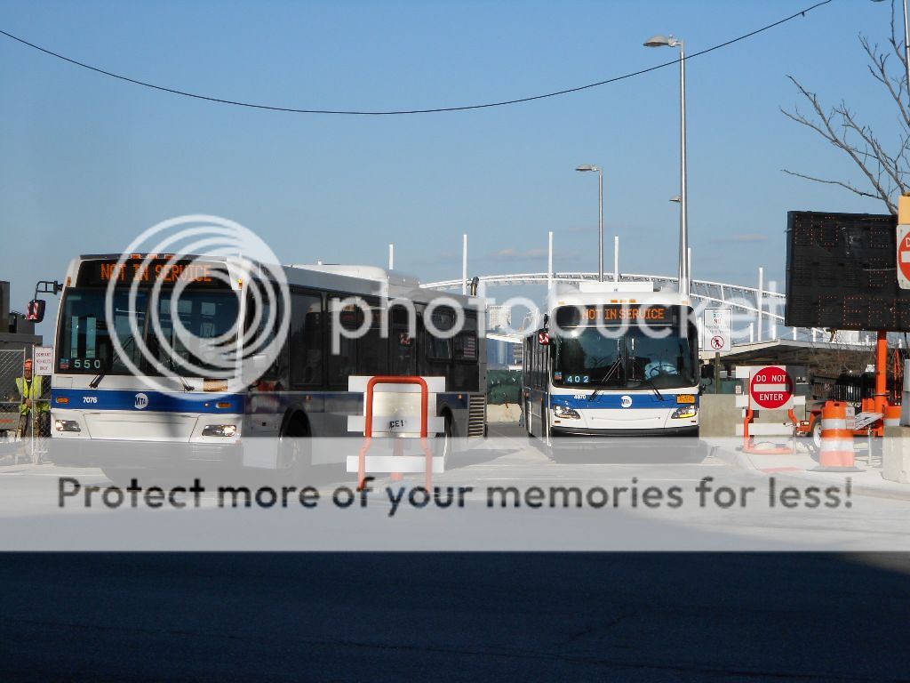 M.T. takes a visit to St George Ferry - Bus Photos & Videos - NYC ...